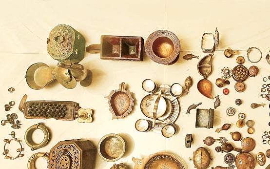 குப்பை அள்ளும் தந்தை.. சோடா கேன் Pull Tabs - களை மறுசுழற்சி செய்து ஆடை ...