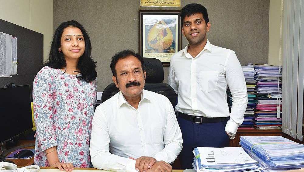 Nanayam Vikatan - 11 December 2022 - 96 ஆண்டுகள்... 18 கிளைகள் ...