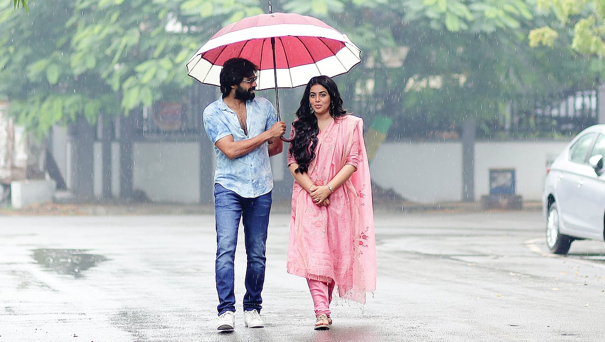 Ananda Vikatan - 09 November 2022 - “மனித மனம்தான் பேய்!” | Director G ...