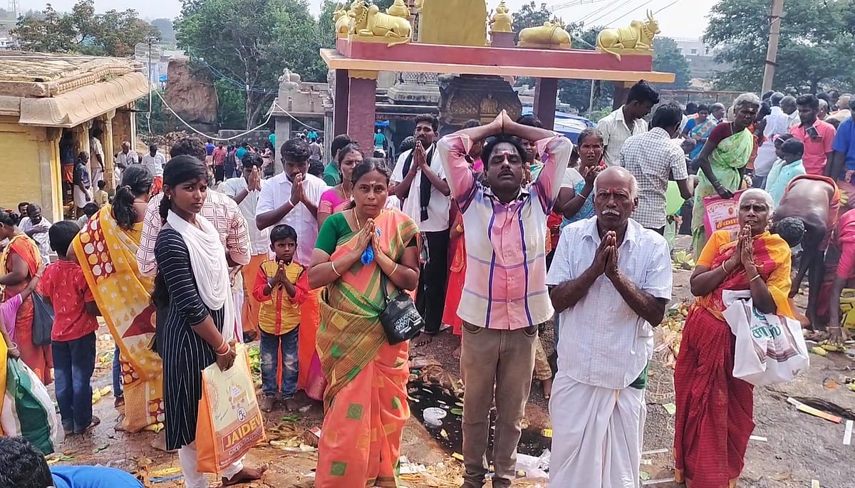 குளித்தலை அய்யர்மலை; ஸ்ரீ ரெத்தினகிரீஸ்வரர் கோயிலில் 3 வது சோமாவார ...