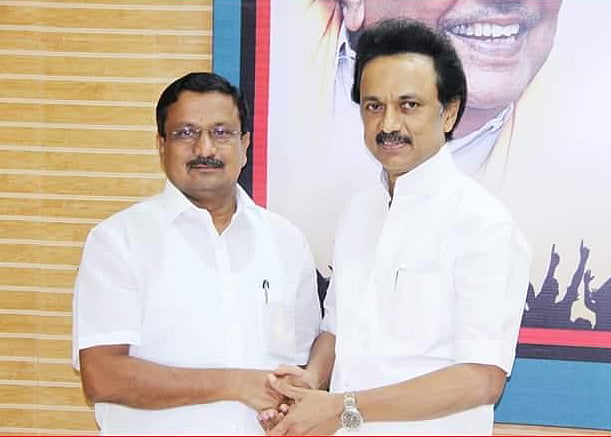 `குருவைப்போலவே முக்கியத்துவம் இழந்தாரா சிஷ்யர்?!' - நாமக்கல் திமுக ...