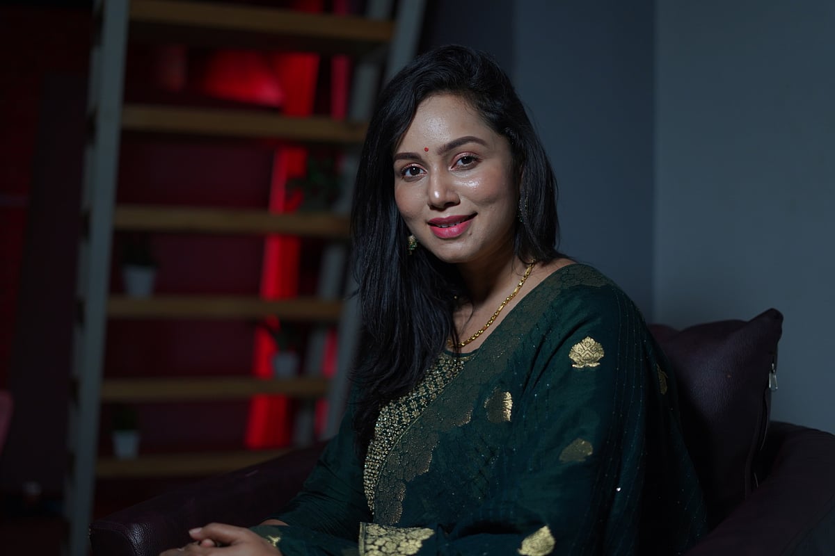 "`பொண்ணை ரோட்டுல ஆட விட்டுட்டியா'ன்னு என் அம்மாவைக் காயப்படுத்தினாங்க ...