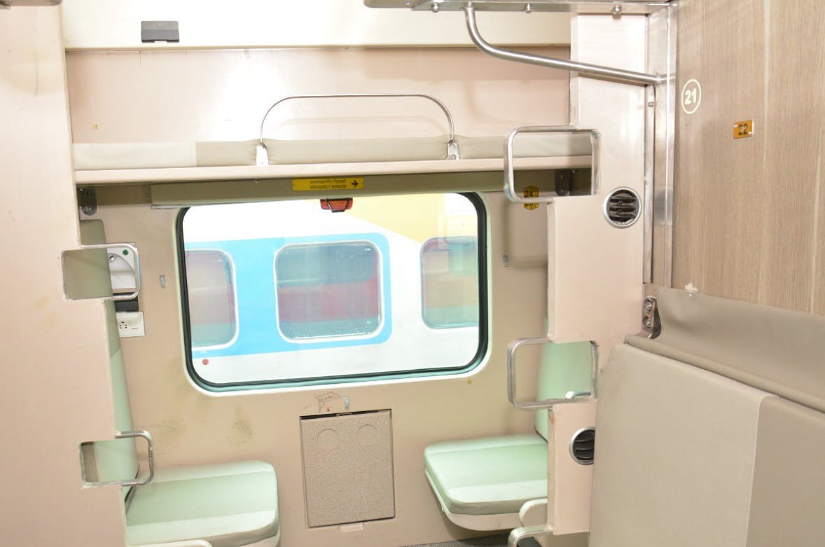 3 அடுக்கு ஏ.சி. பெட்டிகளில் மீண்டும் அமல்படுத்தப்படும் எகனாமி வகுப்பு ...