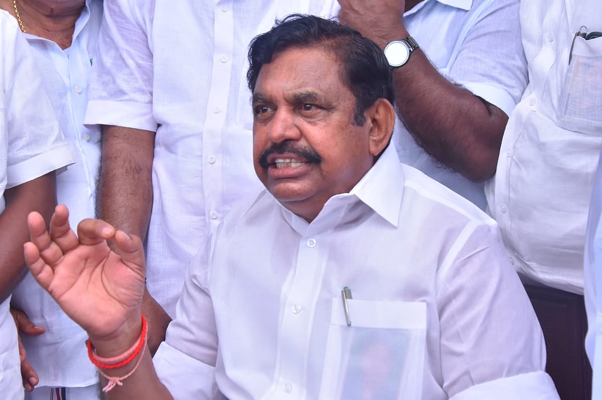 ``ஸ்டாலினை வெயிட்டாக கவனித்துவிட்டார் செந்தில் பாலாஜி!" - எடப்பாடி ...