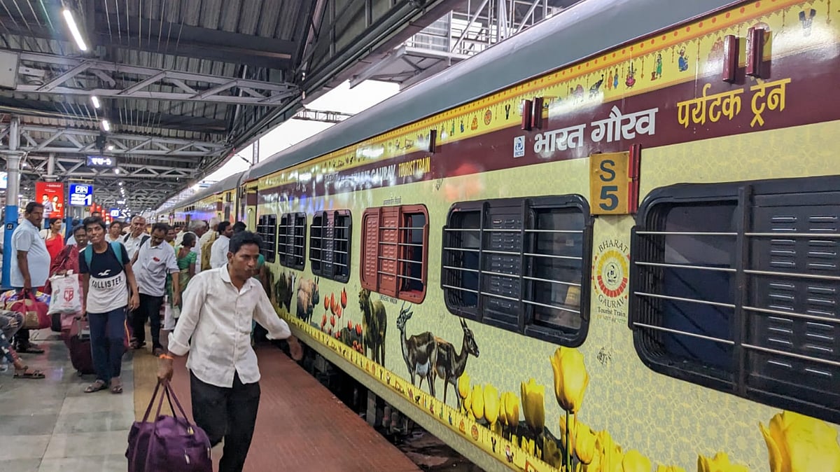 ``இவ்வளவு பணம் கொடுத்தும்… எங்க நிலைமை இதுதான்!” - சுற்றுலா ரயில் ...