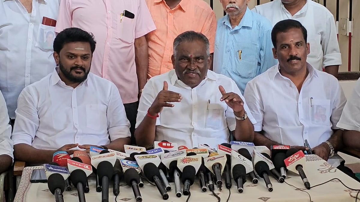 ``2 பாஜக எம்.எல்.ஏ-க்கள் அதிமுக-வில் இணைகிறார்கள்!" - பரபரப்பை பற்ற வைத்த கோவை அதிமுக எம்.எல்.ஏ ...