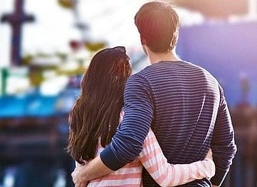 பெற்றோர் எதிர்ப்பால் திருமணத்தை மறுத்த காதலன்... பாலியல் வழக்கு பதிவு ...