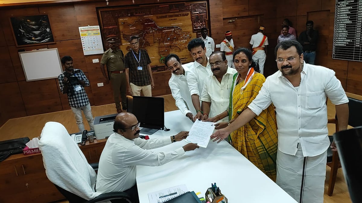 கரூர்: `அதிமுக, பாஜக-வின் பி டீமாகச் செயல்பட்டு வருகிறது!' - விமர்சித்த ...