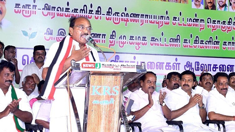 `3 மொழிகளில் நாடாளுமன்றத்தில் வாதிடுவேன்!' - தமிழ், ஆங்கிலம், இந்தியில் பேசிய கரூர் அதிமுக ...