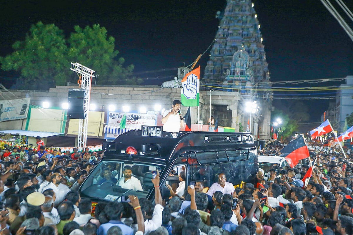 `நீட் தேர்வை விரட்டியடிப்போம்...' - விருதுநகரில் ஜெயலலிதாவை ...