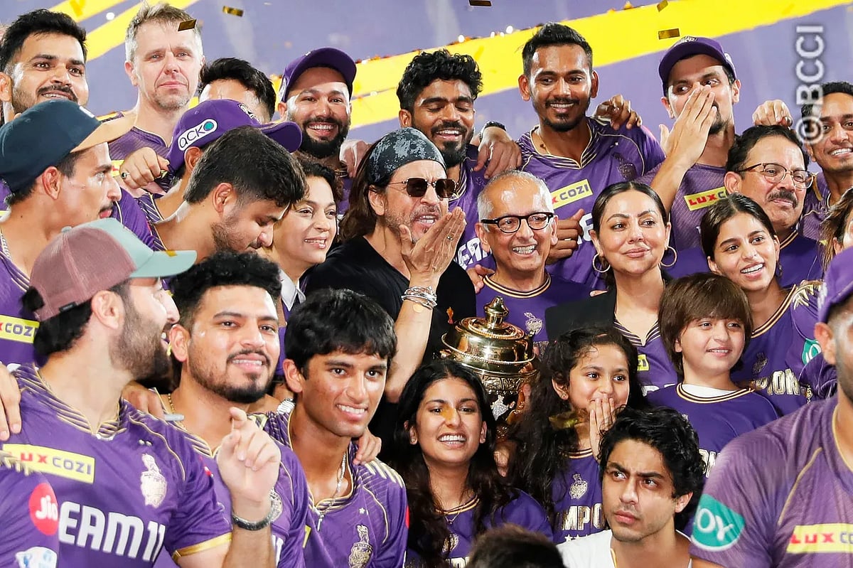 KKR: ``கவுதம் கம்பீரை எப்படியாவது சிரிக்க வச்சுருங்க"- கொல்கத்தாவிற்கு ...