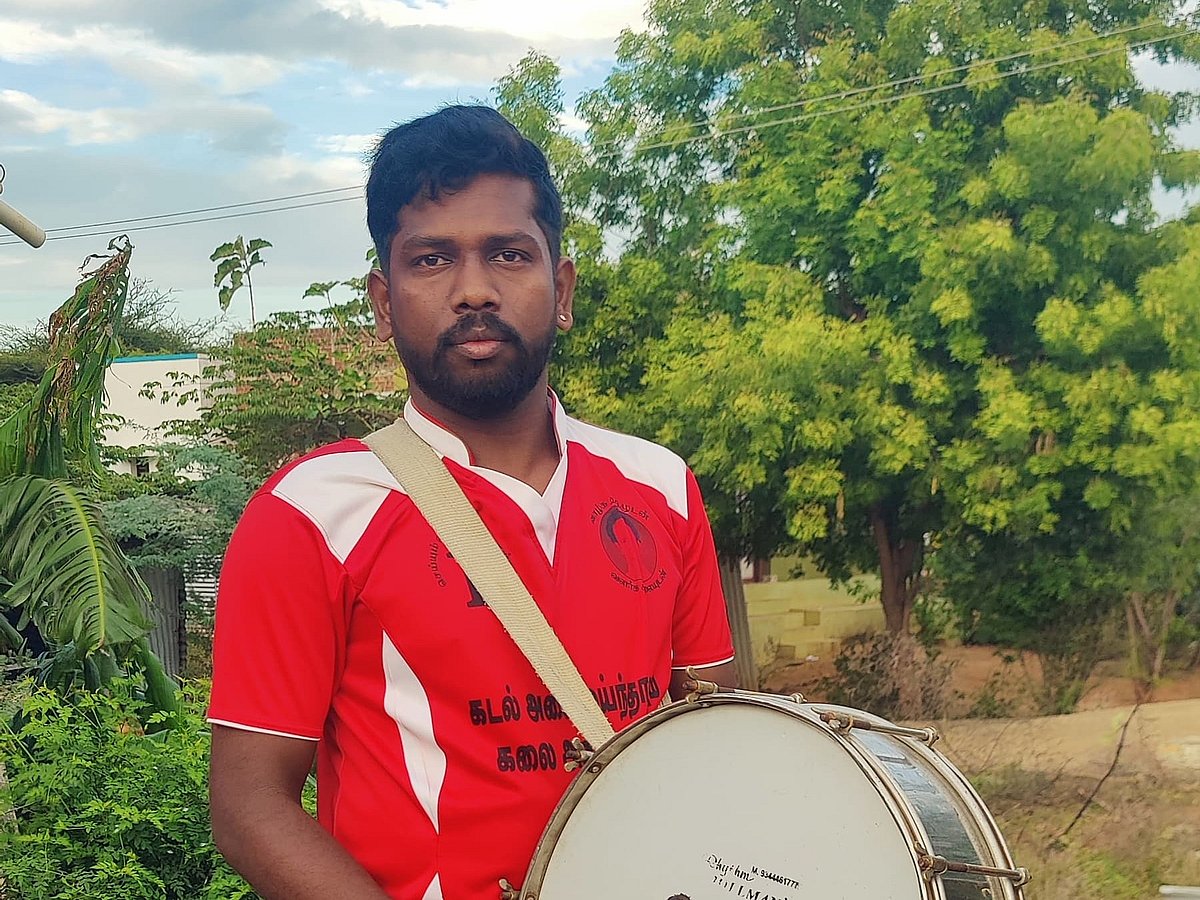 "என் தாத்தா காலத்துத் தொழில்; ஆனா எங்க ஊருல நிறைய பேரு படிப்புனால ...