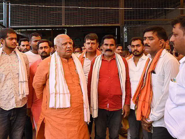 `தன் தோல்விக்கு தானே வித்திட்ட வேட்பாளர்’ - அயோத்தியை உள்ளடக்கிய ...