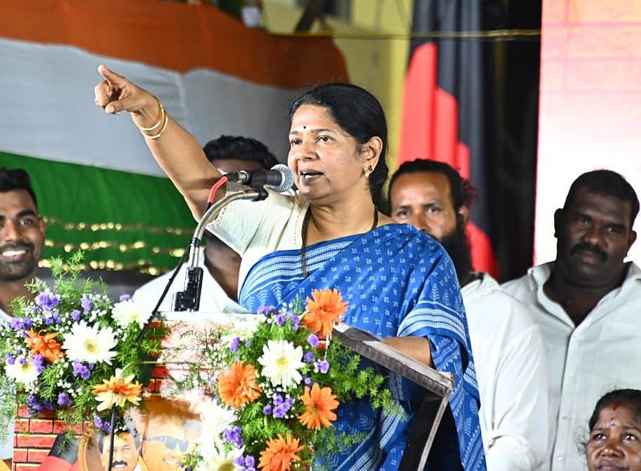 திமுக நாடாளுமன்றக் குழுத் தலைவர் பதவி; கனிமொழியை டெல்லியில் அமரவைத்த ...
