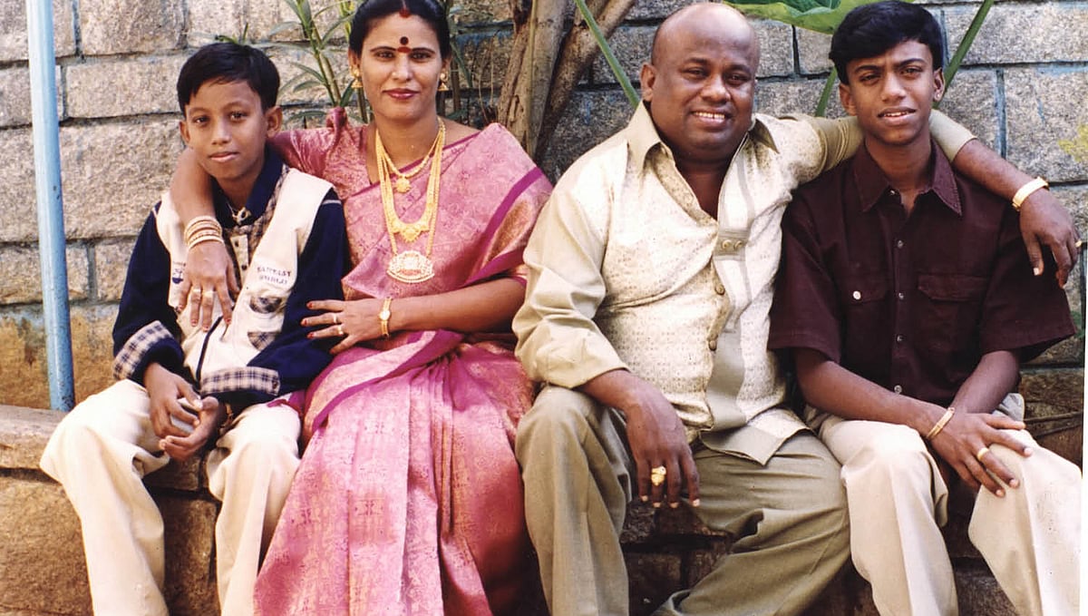 Aval Vikatan - 22 October 2024 - REPLUG: “செந்தில் பொண்டாட்டிதானே நீங்க ...