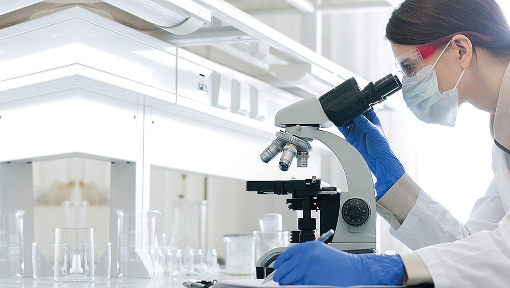 Nanayam Vikatan - 20 July 2025 - பட்டையைக் கிளப்பும் ஃபார்மா ...