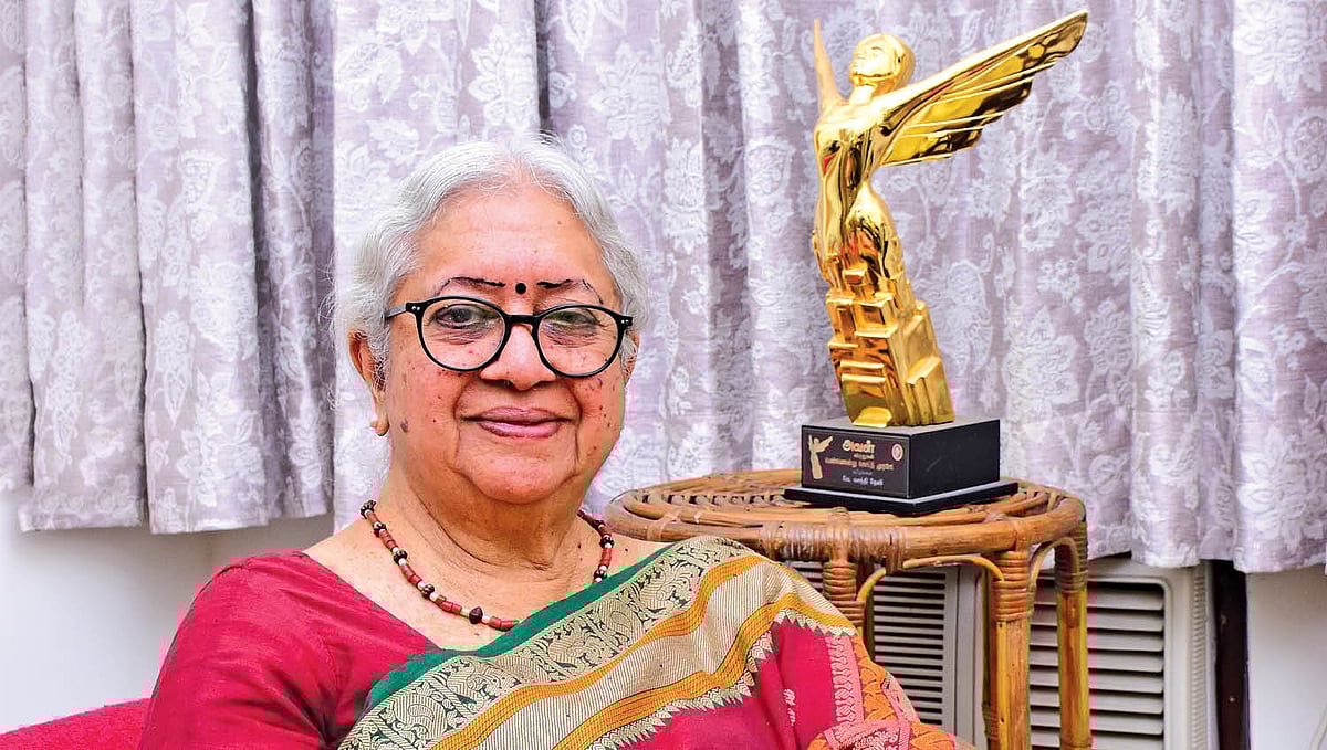 Aval Vikatan - 26 August 2025 - வாழ்ந்த காலத்திலும்.... வாழ்க்கைக்குப் ...