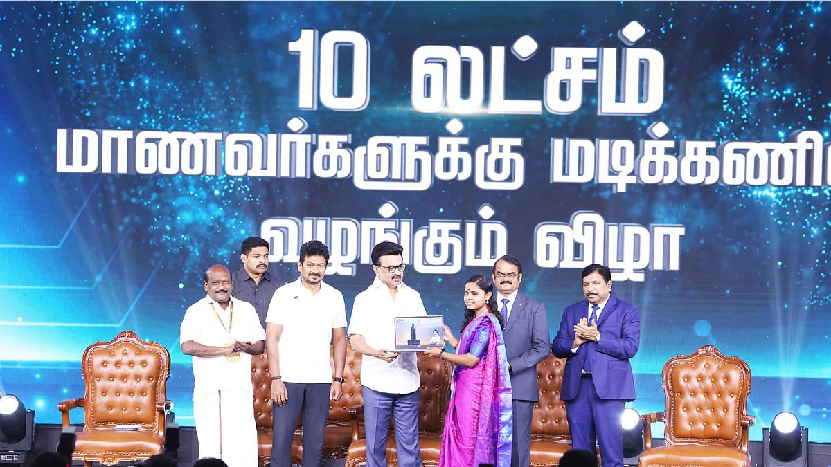 Vikatan Plus - 18 January 2026 - ‘வரிசையாகப் பாராட்டு விழாக்கள் ...